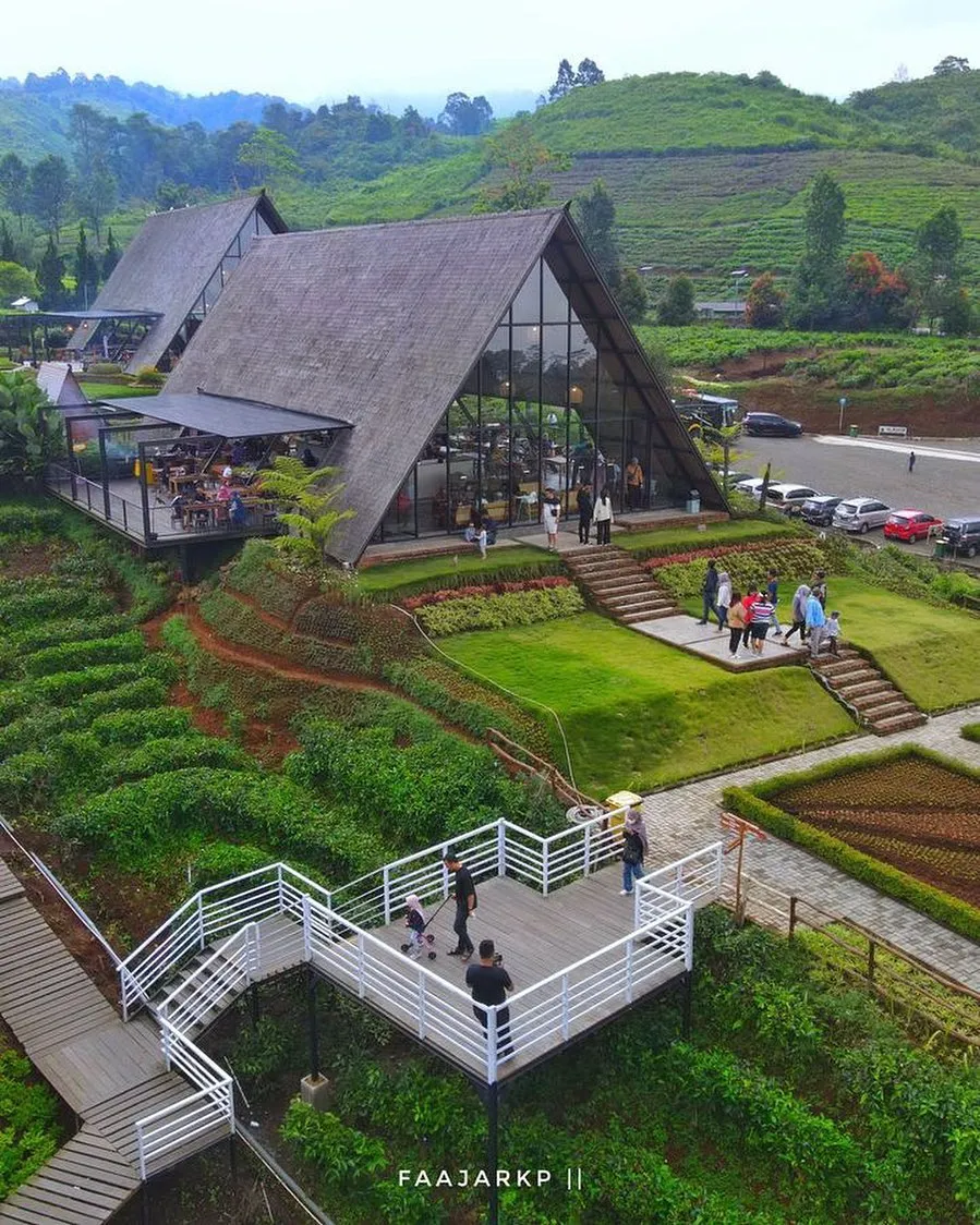 Libur Panjang, Ayo Berkuda hingga Flying Fox, Semua Bisa Dinikmati di ...